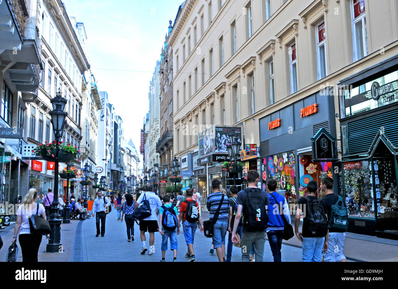 street scene Budapest Hungary Stock Photo - Alamy