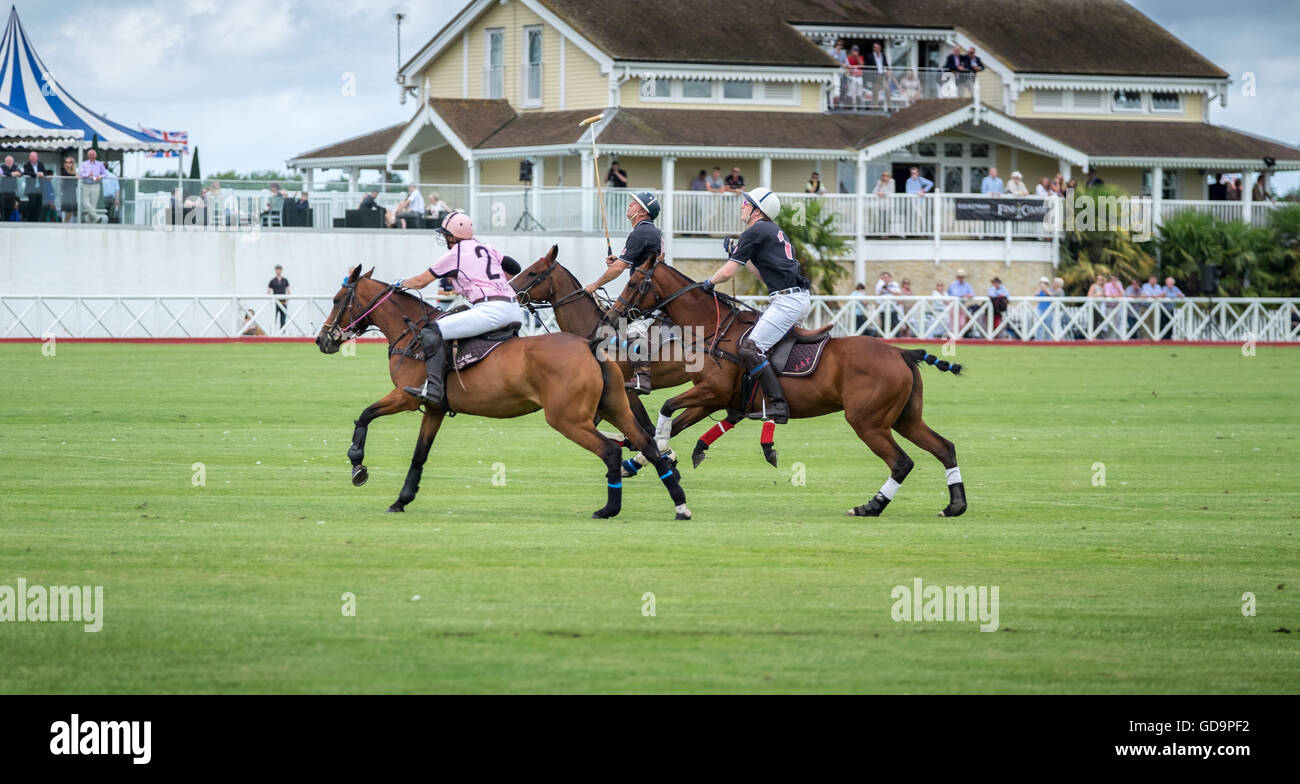 Burston hi-res stock photography and images - Alamy