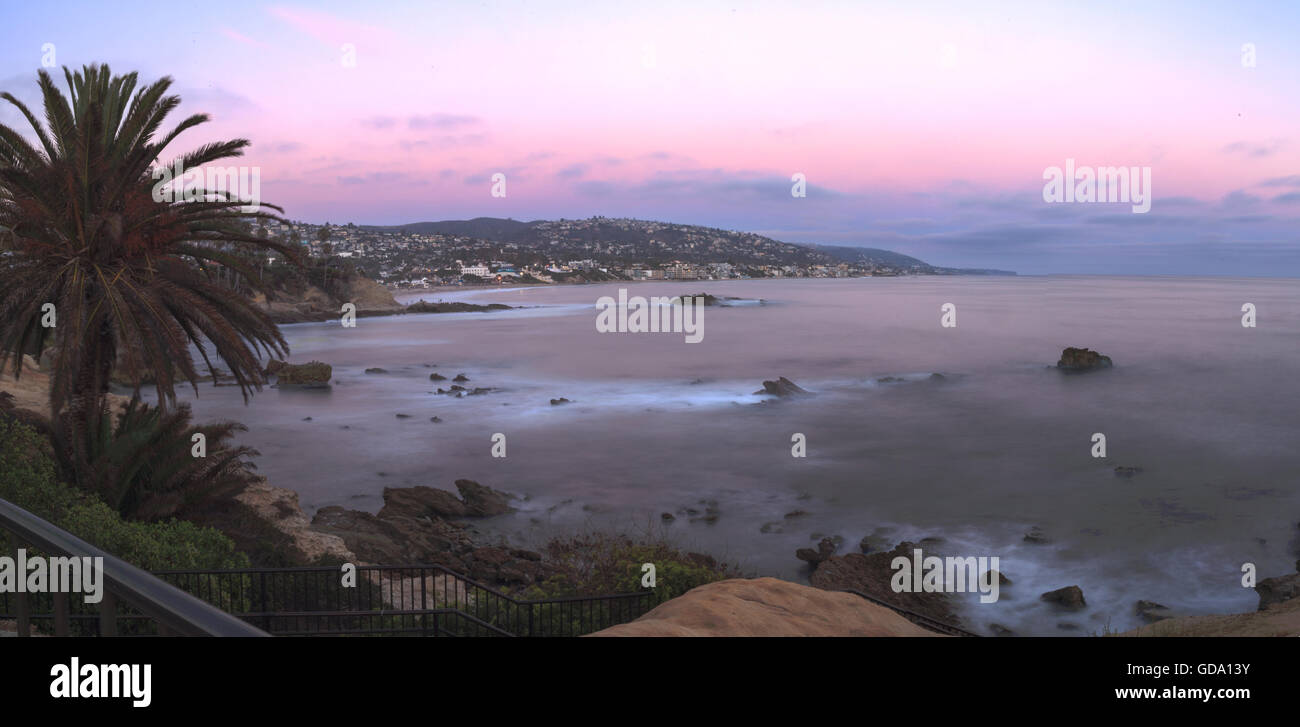 Panoramic sunset view of Main beach in Laguna Beach, Southern ...