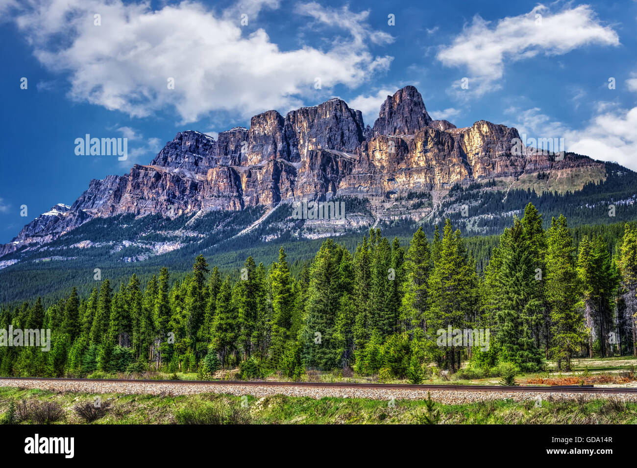 Castle Mountain re-visited Stock Photo - Alamy