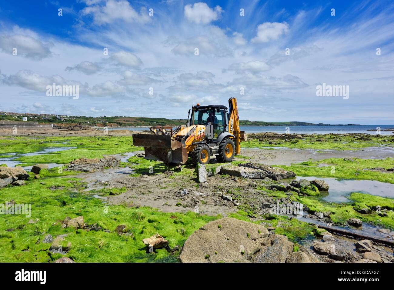 Tractor jcb hi-res stock photography and images - Alamy