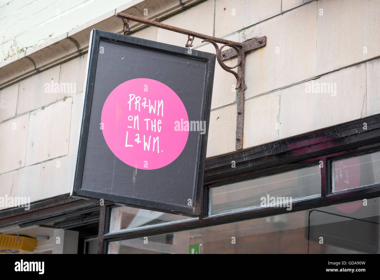 The Prawn on the Lawn fish restaurant and fish shop sign in Padstow ...