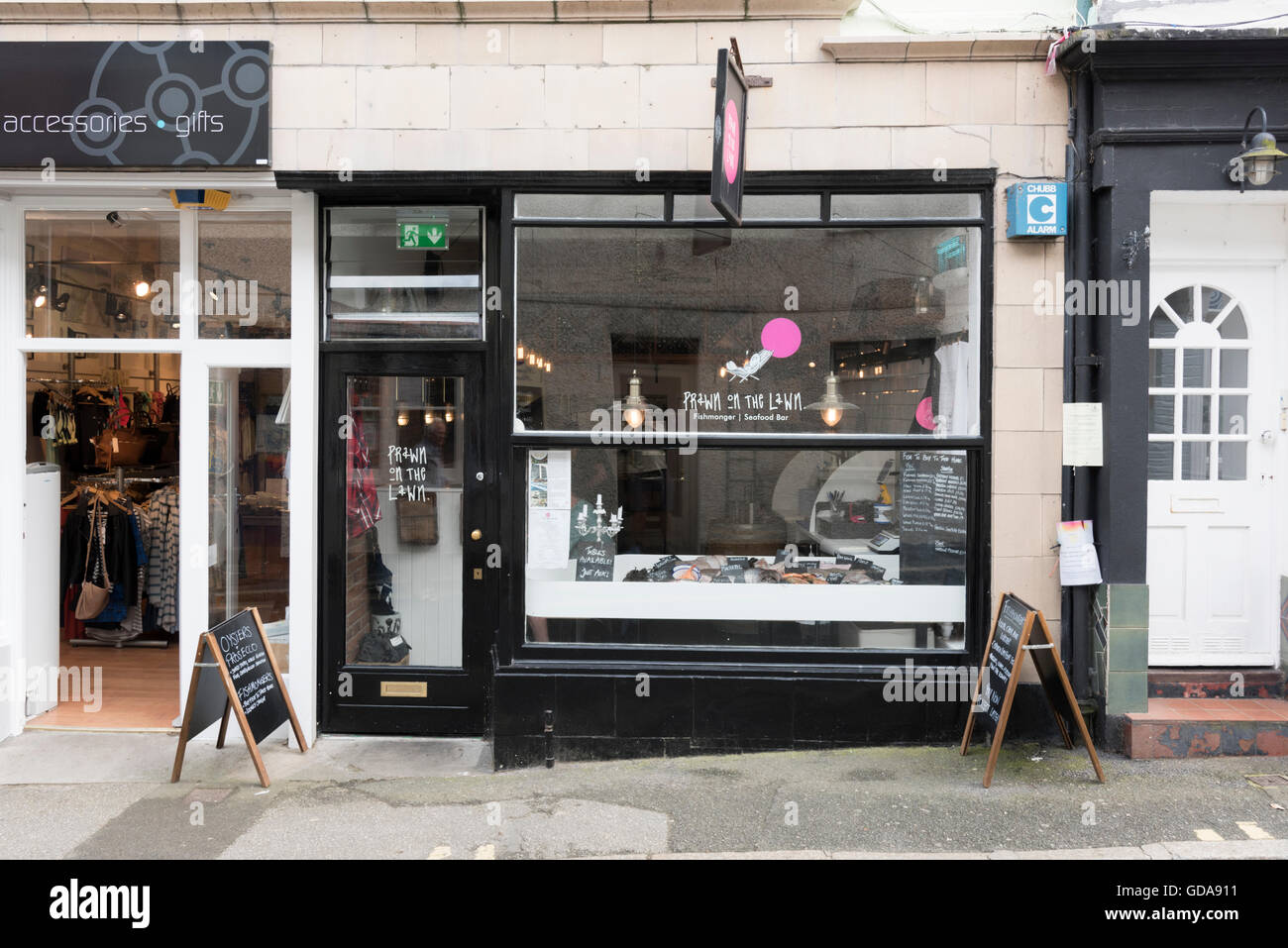 Padstow the seafood restaurant hi-res stock photography and images - Alamy