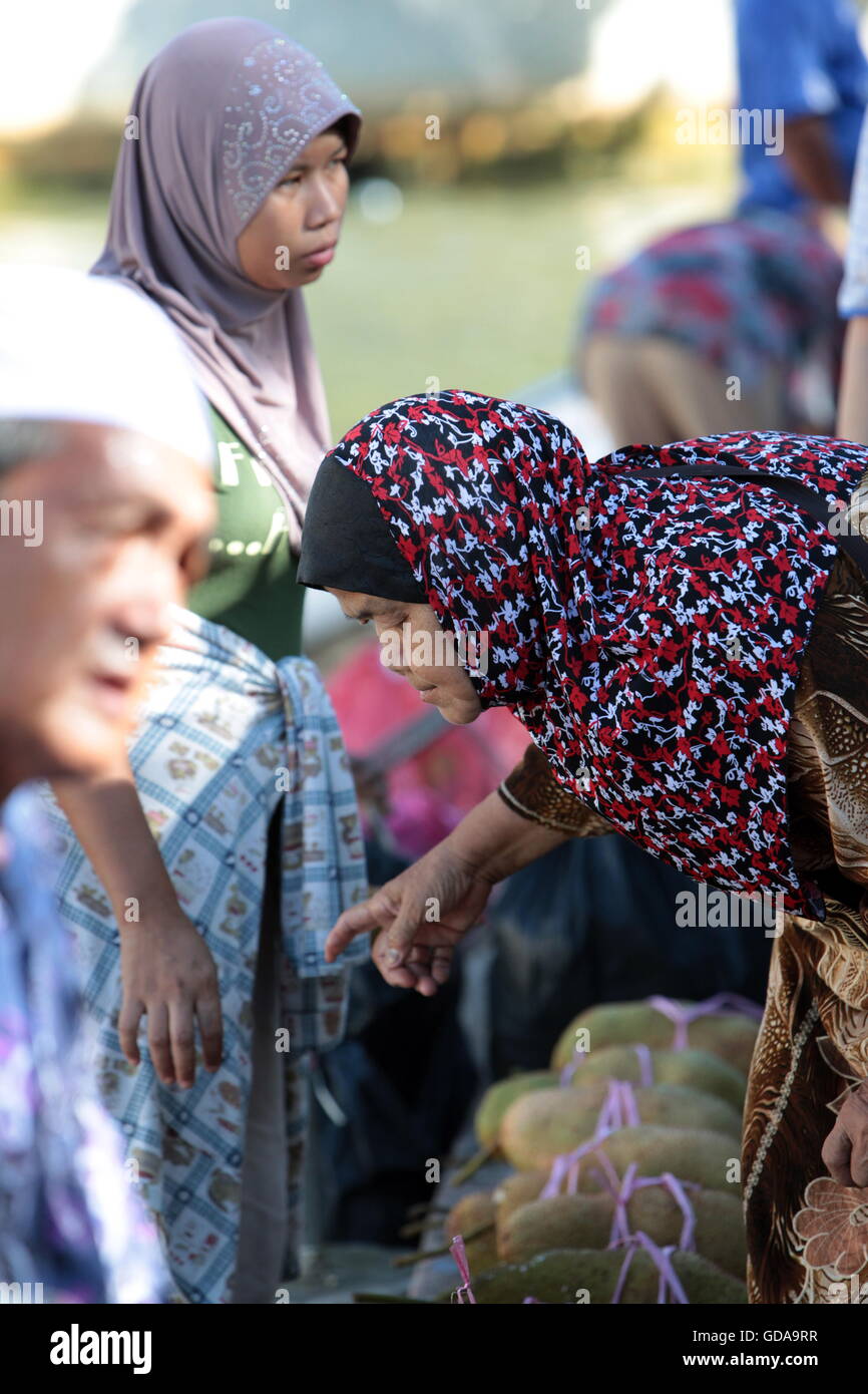 Durian at the market in the city of Bandar seri Begawan in the country ...