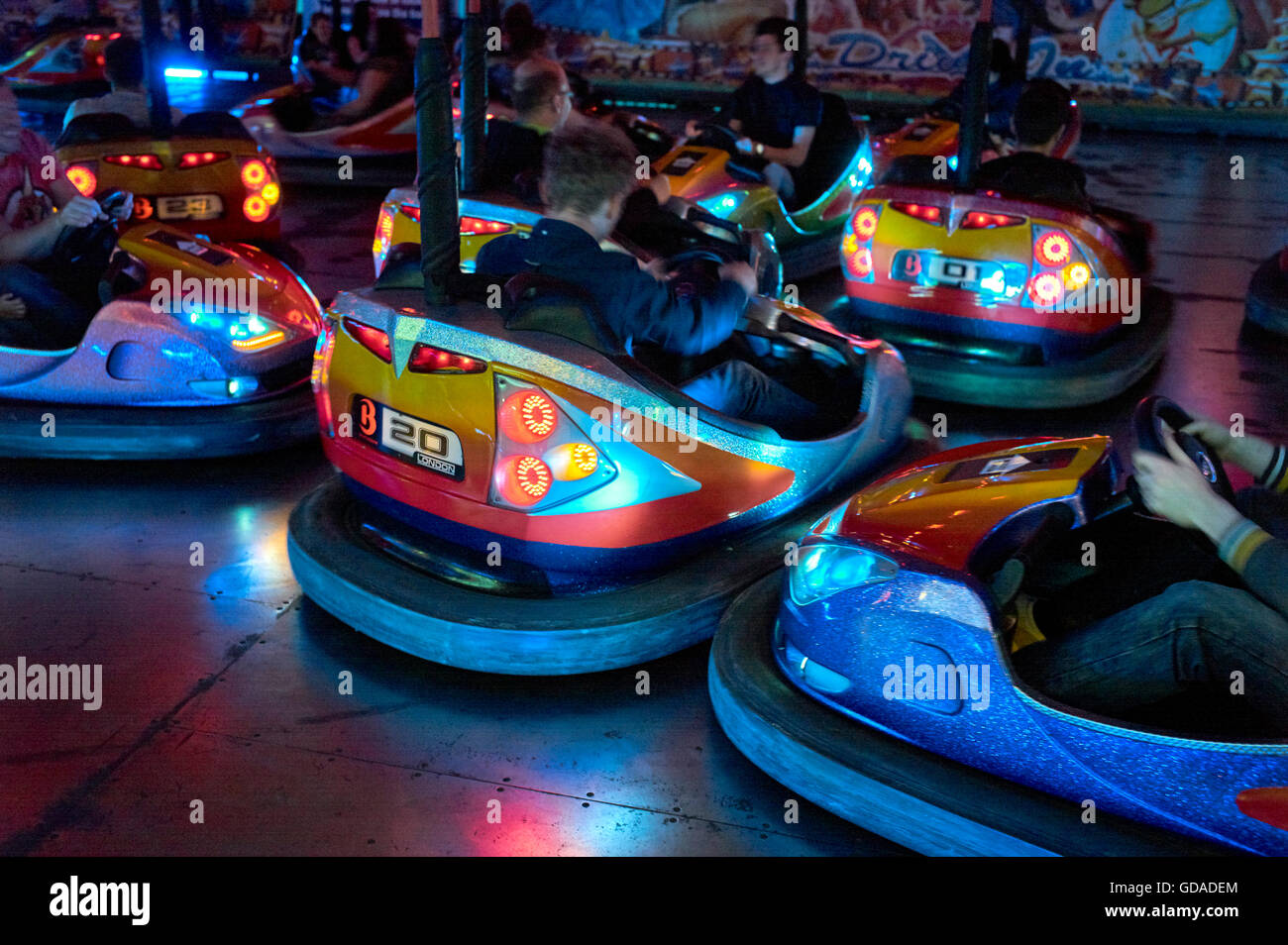 Bumper cars at night at funfair Stock Photo - Alamy