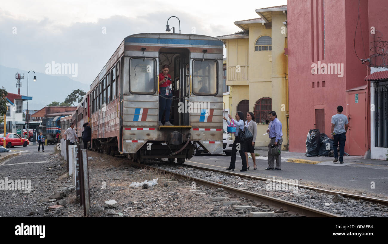 Costa Rica, San José, suburban train through San Jose Stock Photo - Alamy
