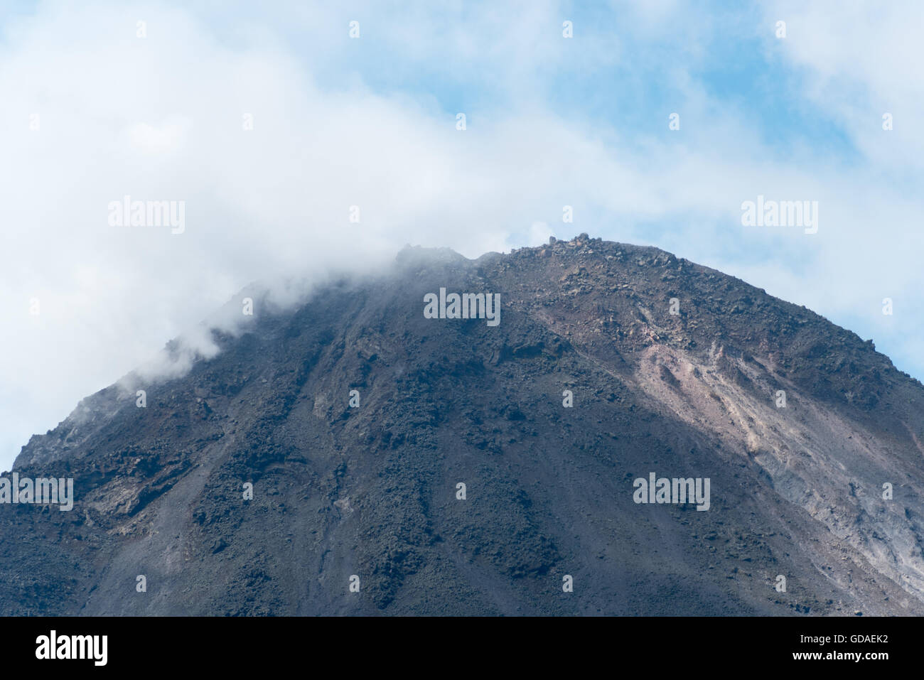 Arenal volcano close up hi-res stock photography and images - Alamy