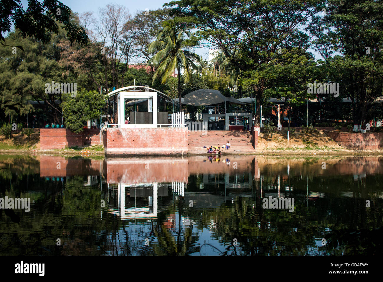 Dhanmondi Lake, Dhaka Stock Photo - Alamy