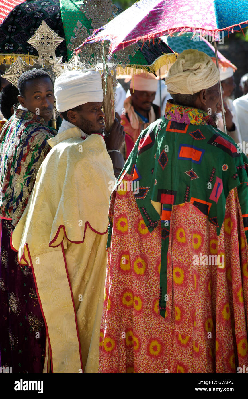 Liturgical robes hi-res stock photography and images - Alamy