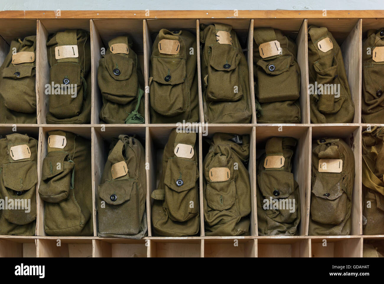 Gas mask hi-res stock photography and images - Alamy