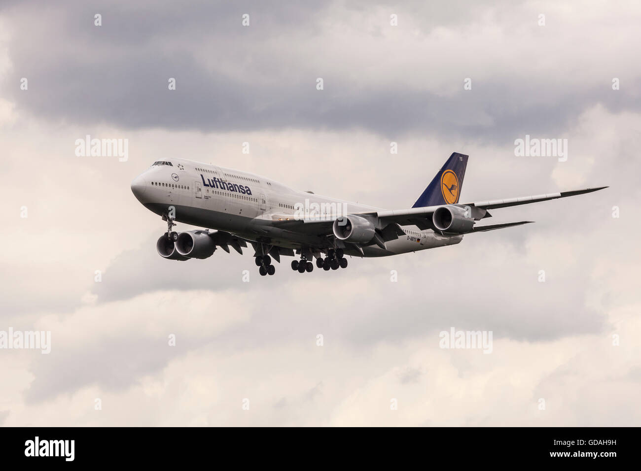 Lufthansa Boeing 747 passenger aircraft Stock Photo - Alamy
