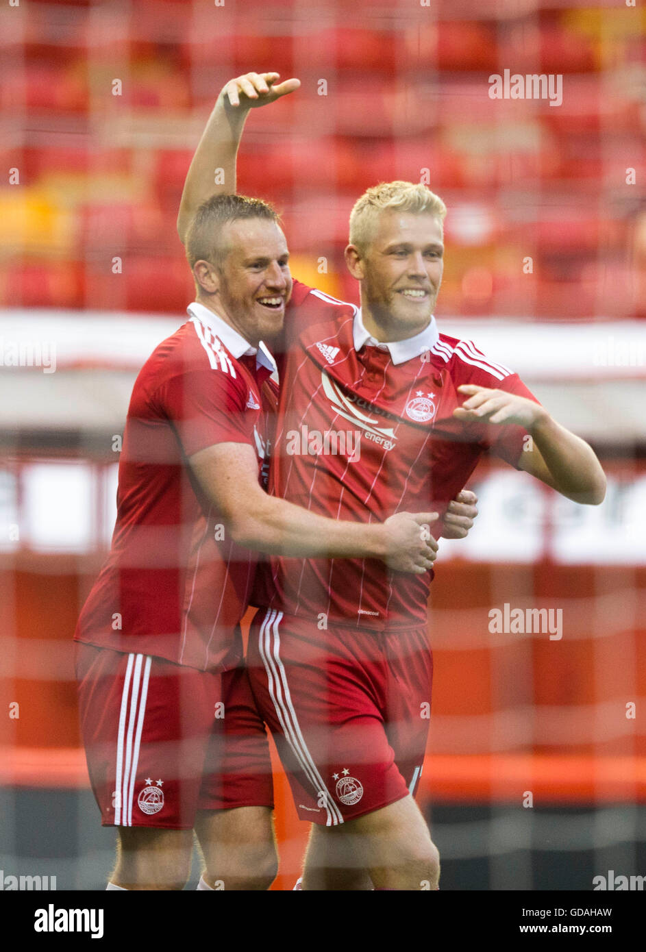 Aberdeen's Adam Rooney (left) celebrates scoring his side's second goal ...