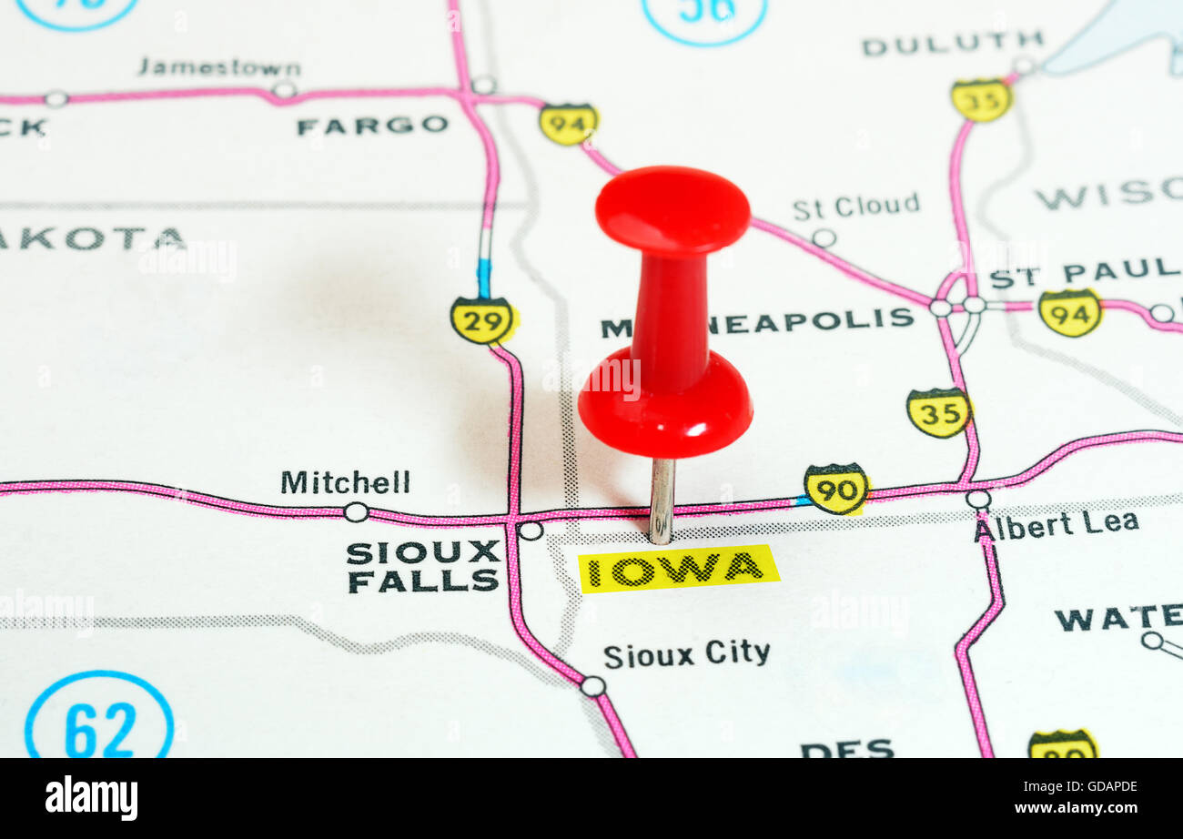 Close up of Iowa state USA map with red pin - Travel concept Stock ...