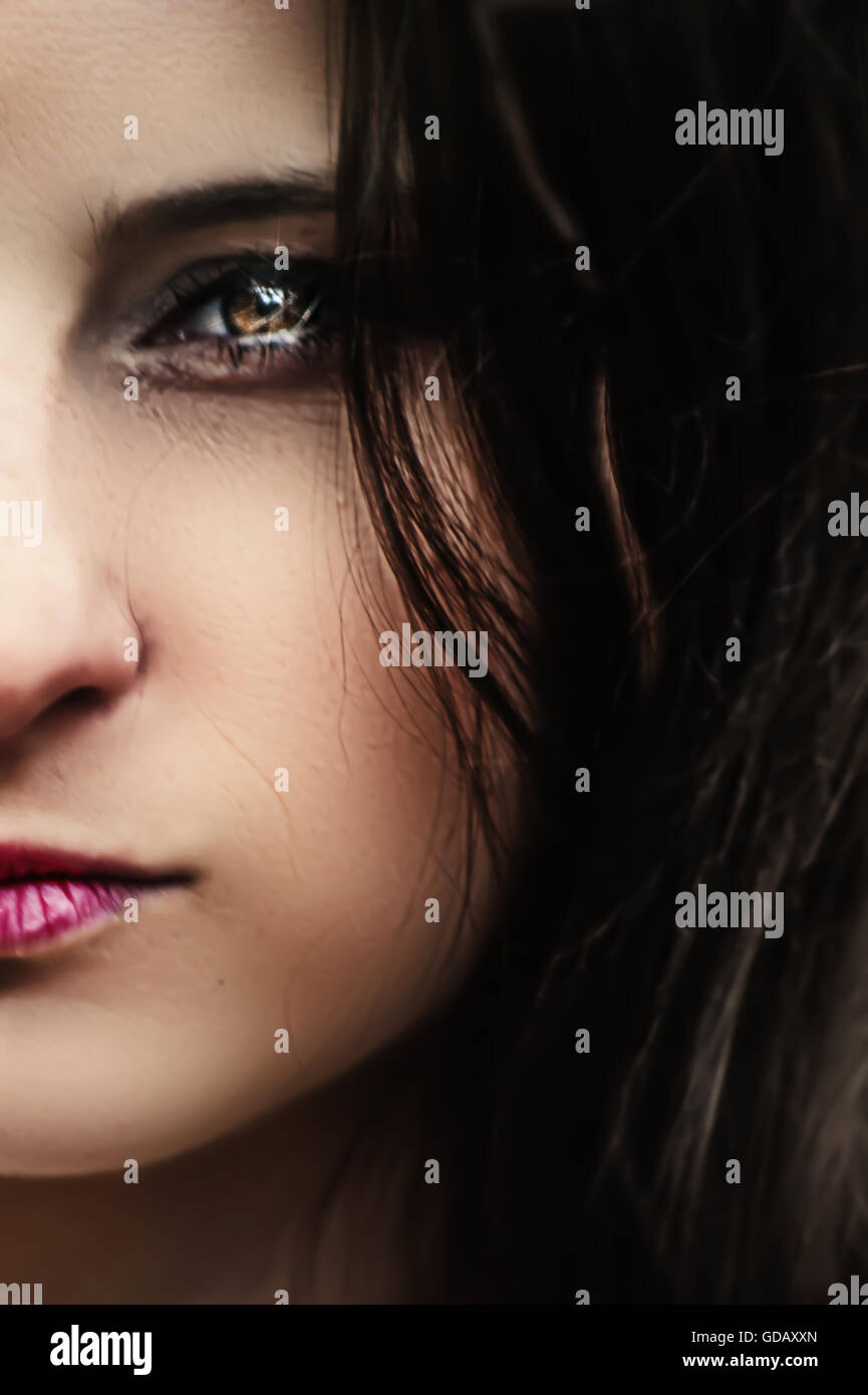 Half face portrait hi-res stock photography and images - Alamy
