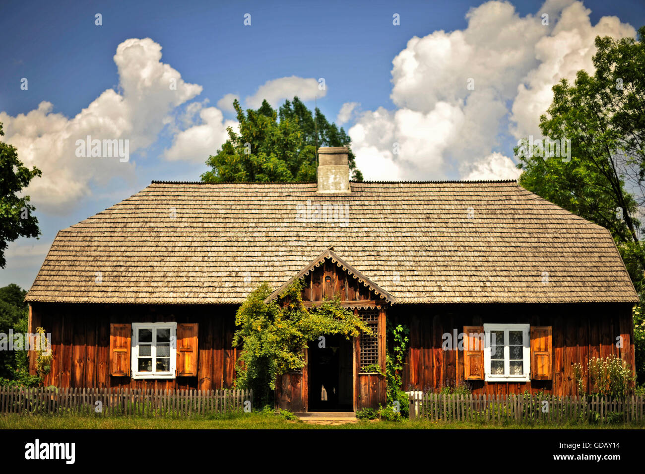 beautiful village wooden cottage Stock Photo - Alamy