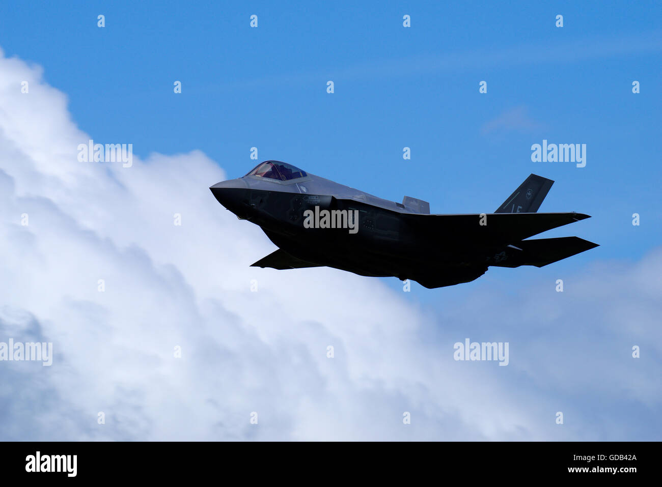 F35 hi-res stock photography and images - Alamy