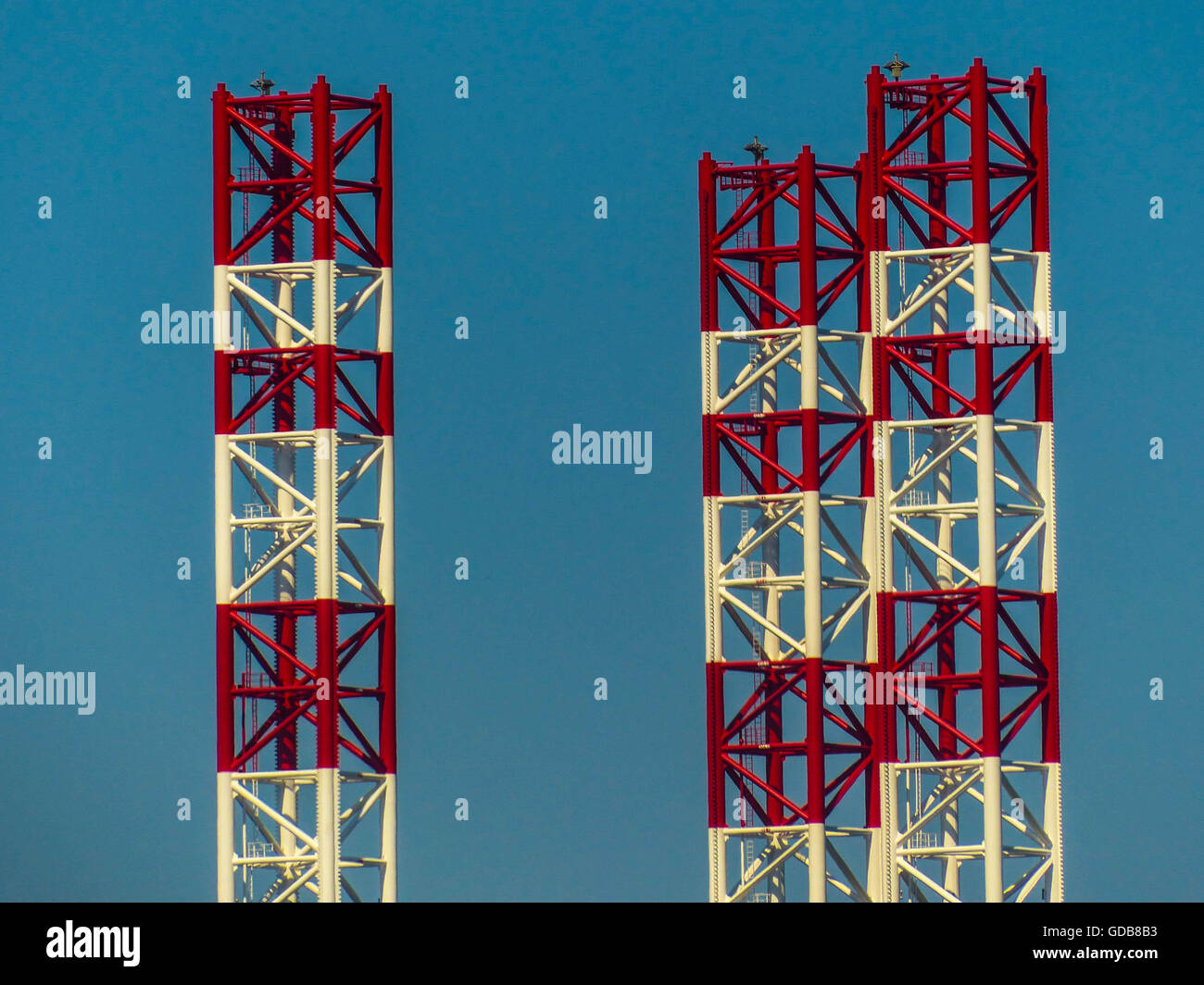 Construction towers hi-res stock photography and images - Alamy