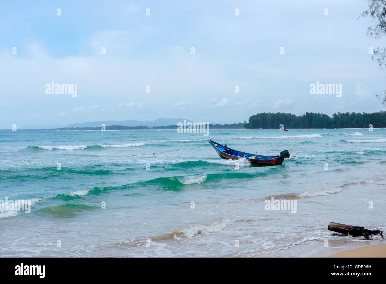 Splash boat hi-res stock photography and images - Alamy