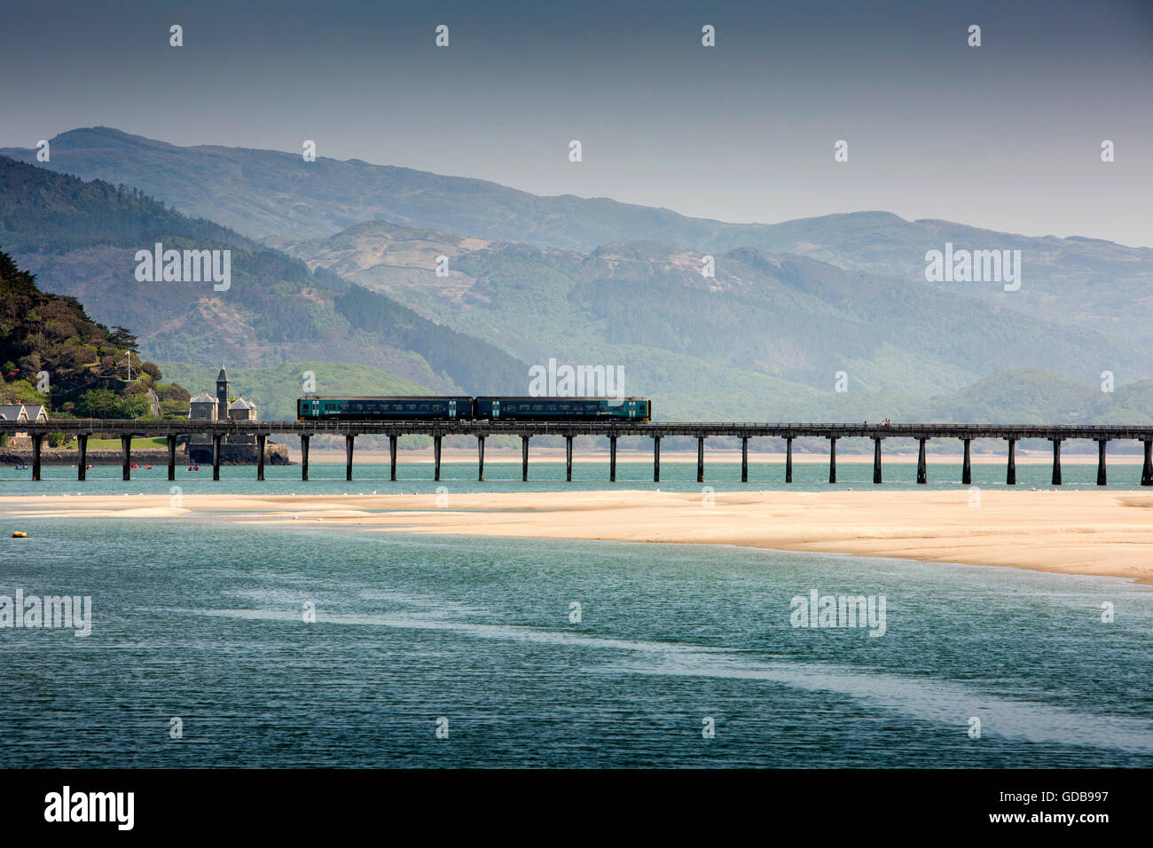 UK, Wales, Gwynedd, Barmouth, two carriage Arriva Cambrian Coast Line ...
