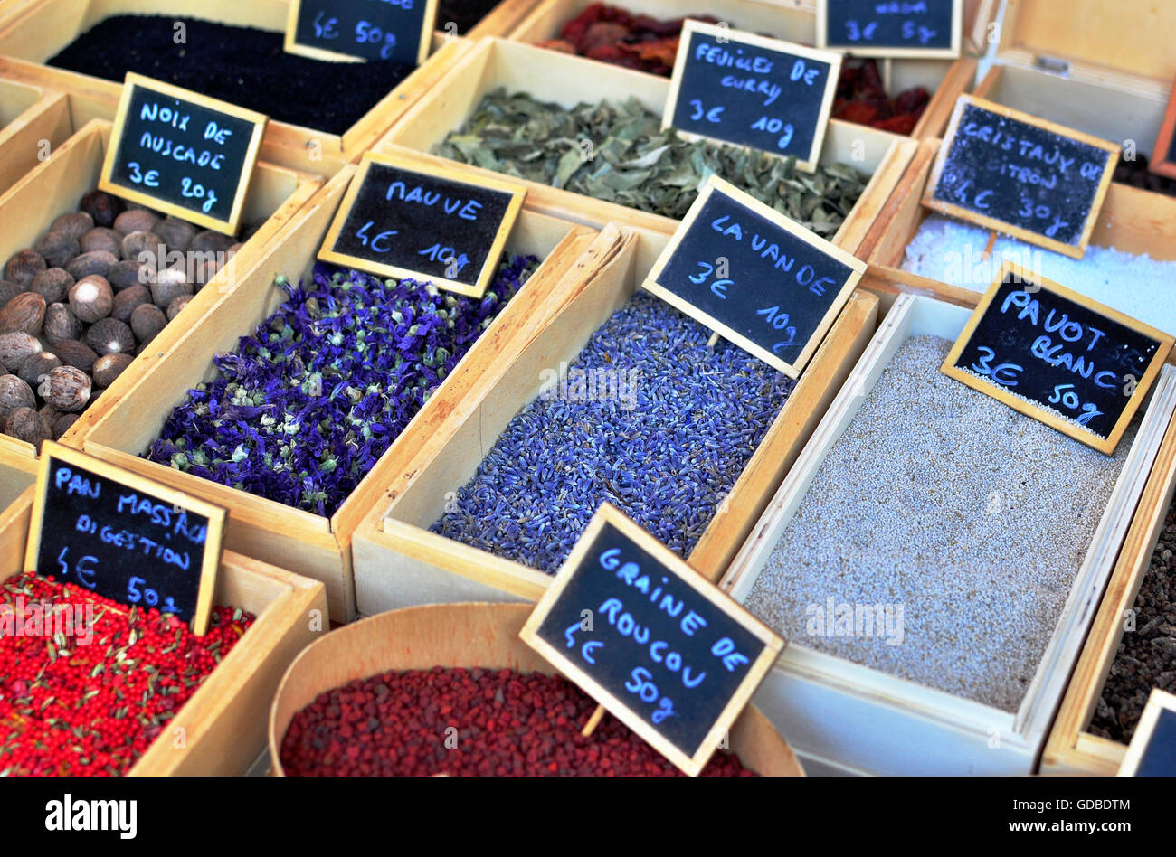 Spices on food hi-res stock photography and images - Alamy