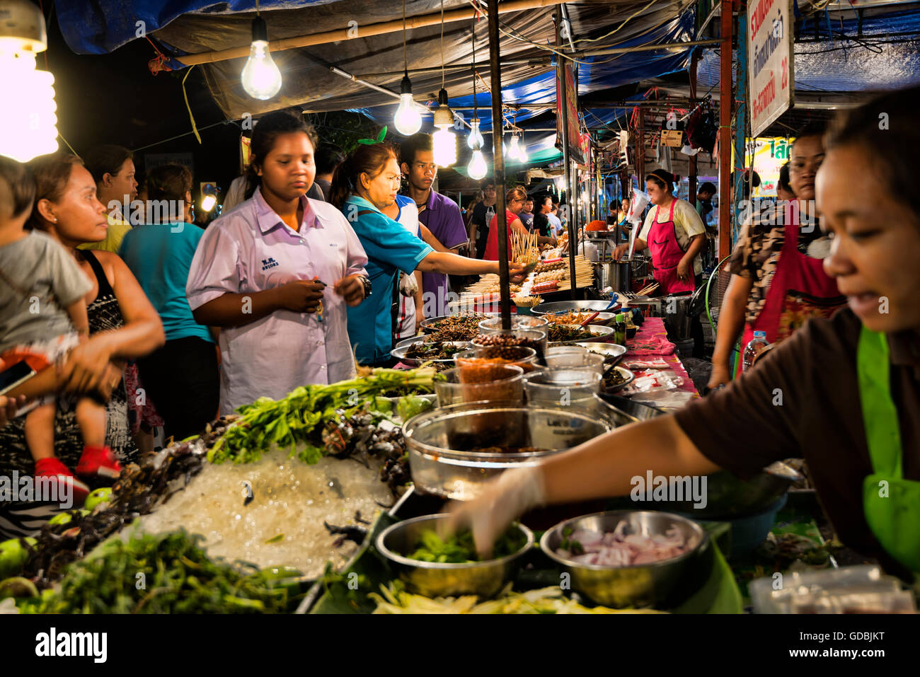 Food stalls and restaurants, Bangkok, Thailand Stock Photo - Alamy