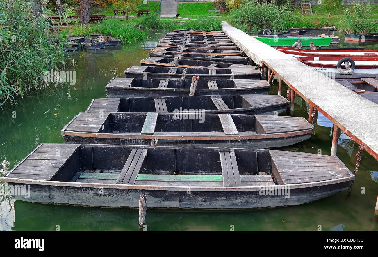 Pond boats for fishing hi-res stock photography and images - Alamy
