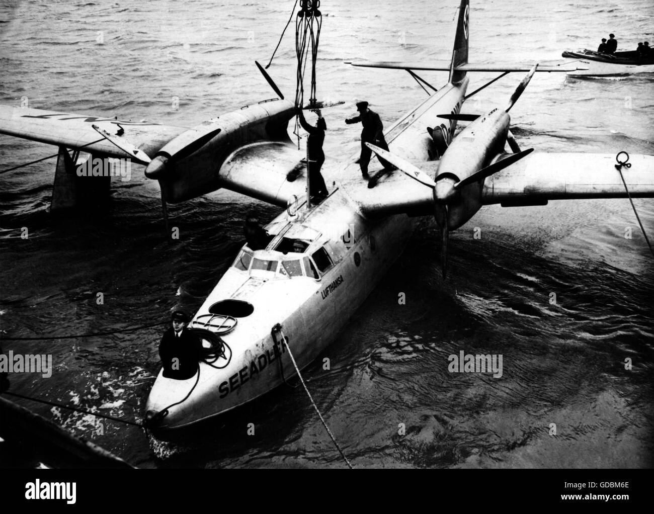 Seaplane 1920s hi-res stock photography and images - Alamy