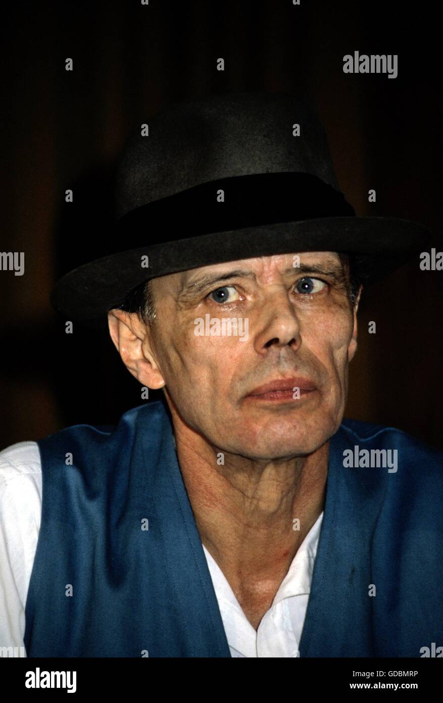 Joseph beuys 1921 1986 hi-res stock photography and images - Alamy