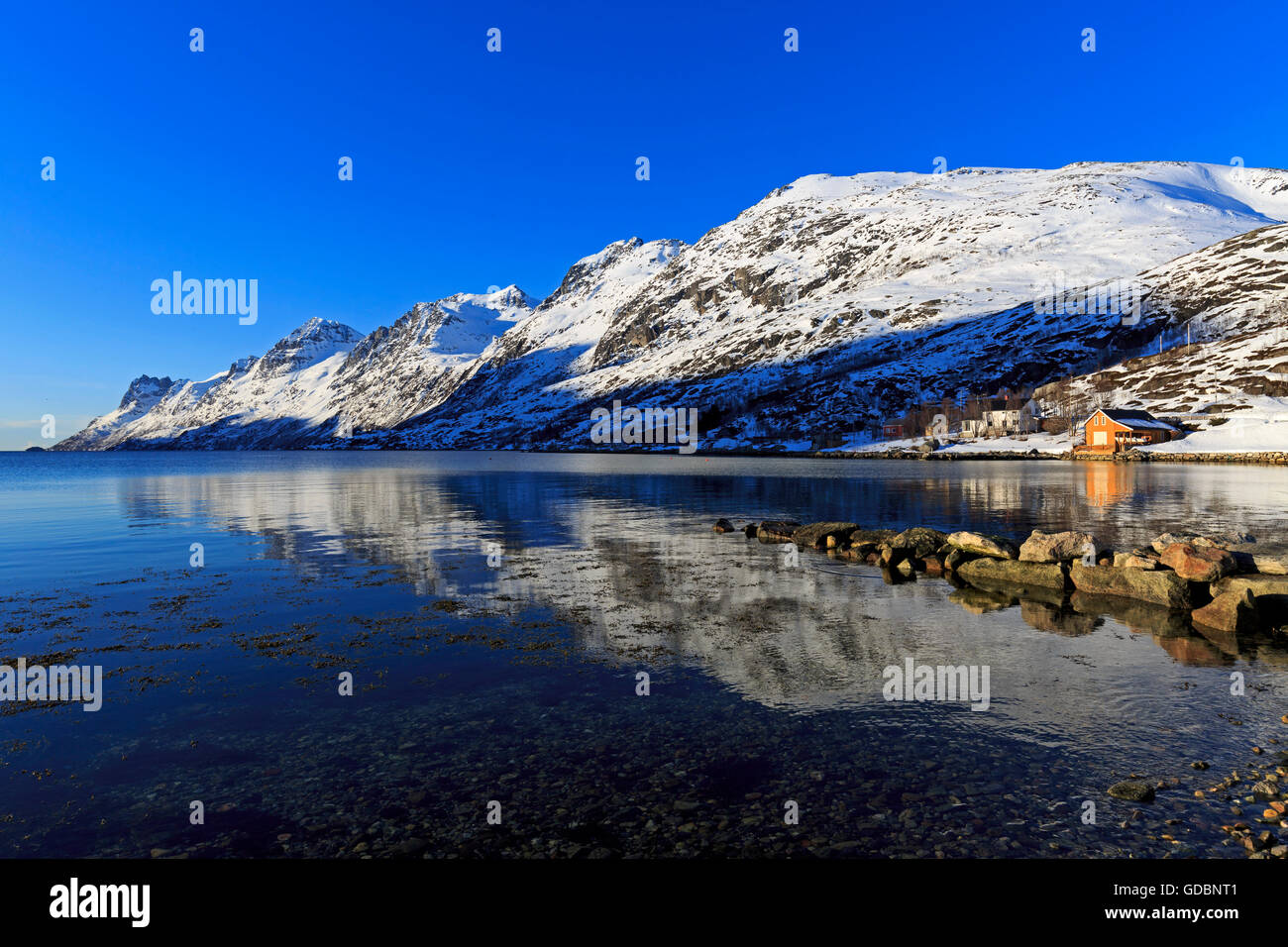 Ersfjordbotn hi-res stock photography and images - Alamy