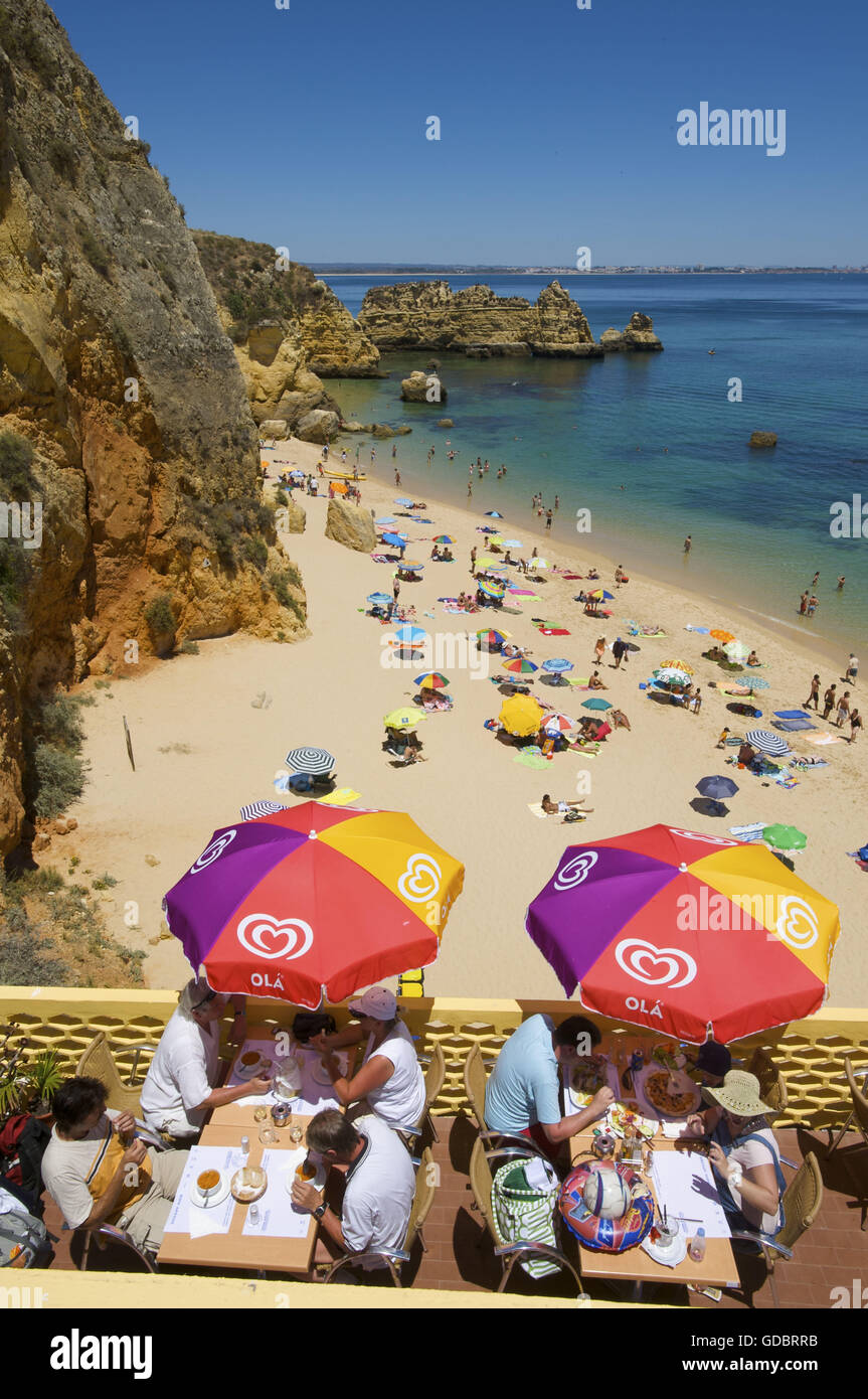 Praia da dona ana algarve hi-res stock photography and images - Alamy