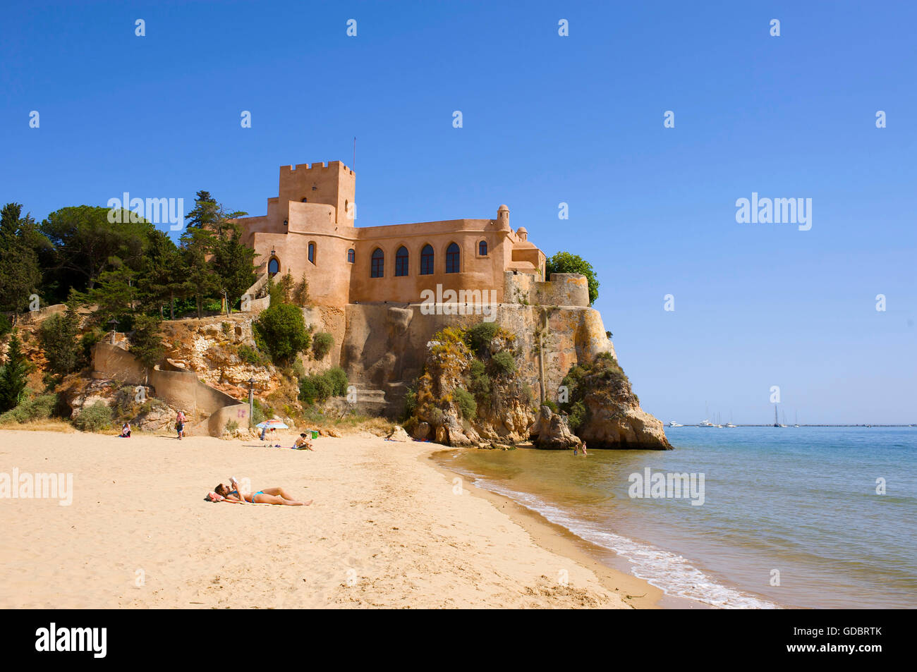 Ferragudo castle hi-res stock photography and images - Alamy