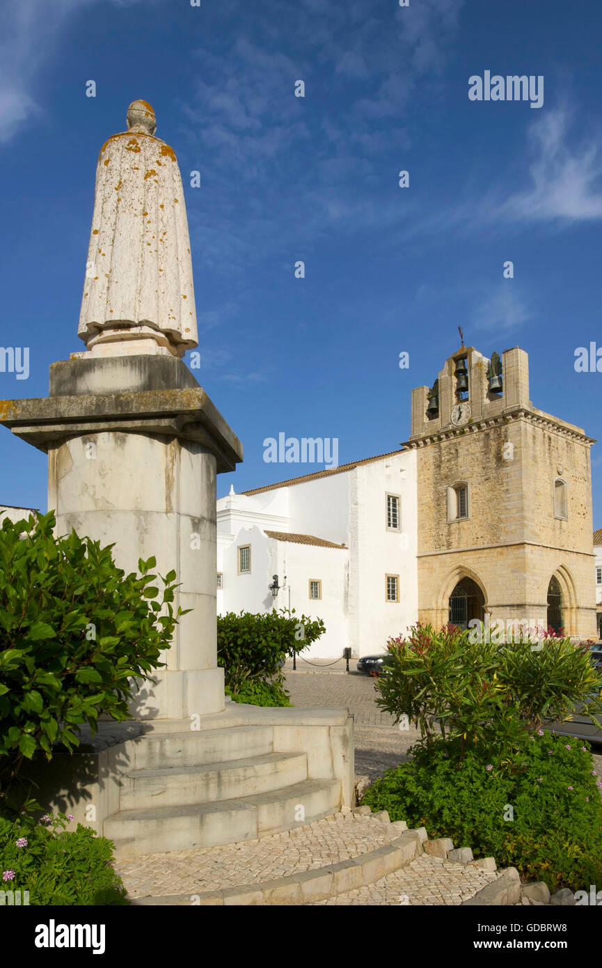 Algarve faro cathedral hi-res stock photography and images - Alamy