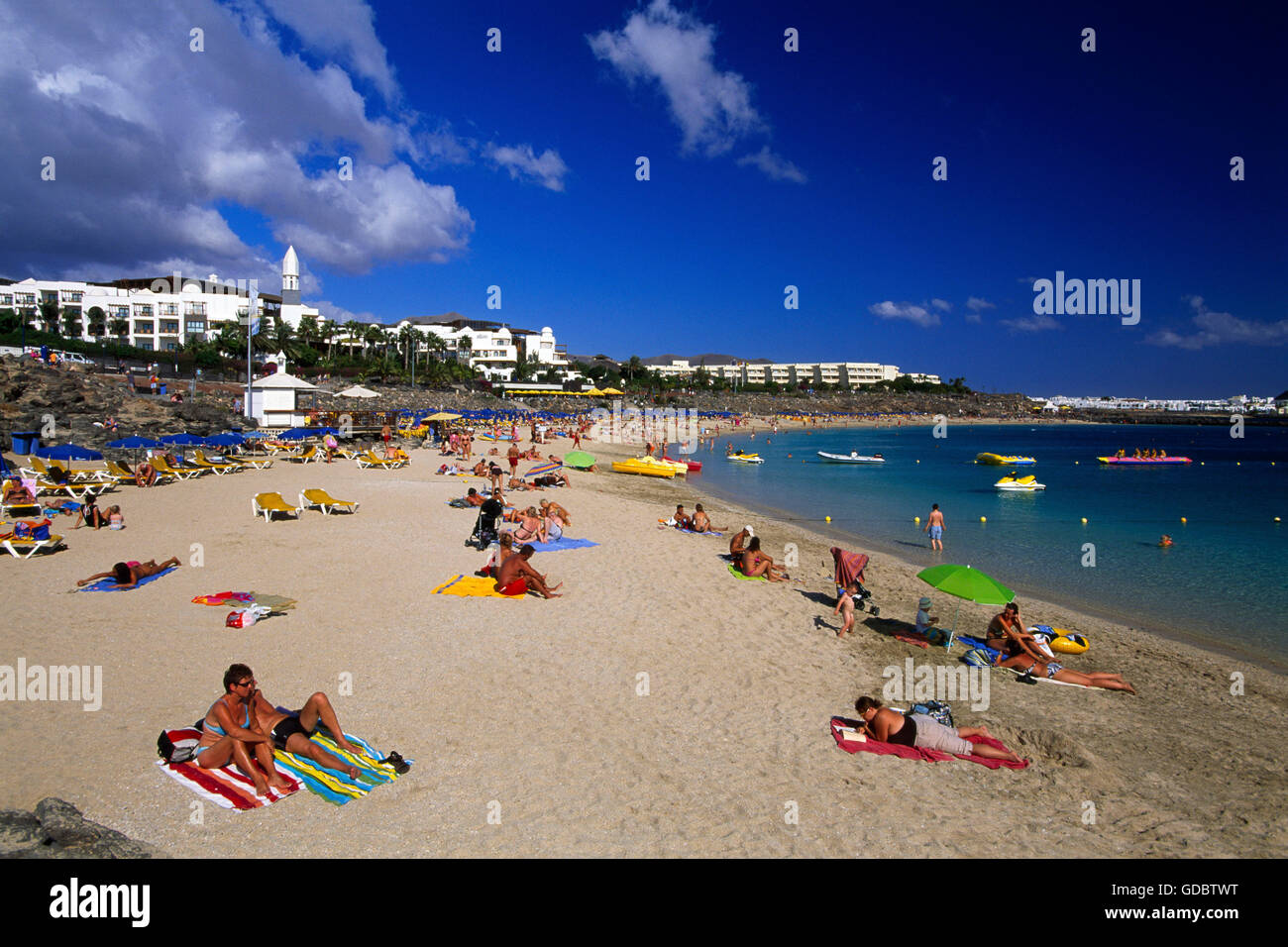 Playa dorada hi-res stock photography and images - Alamy