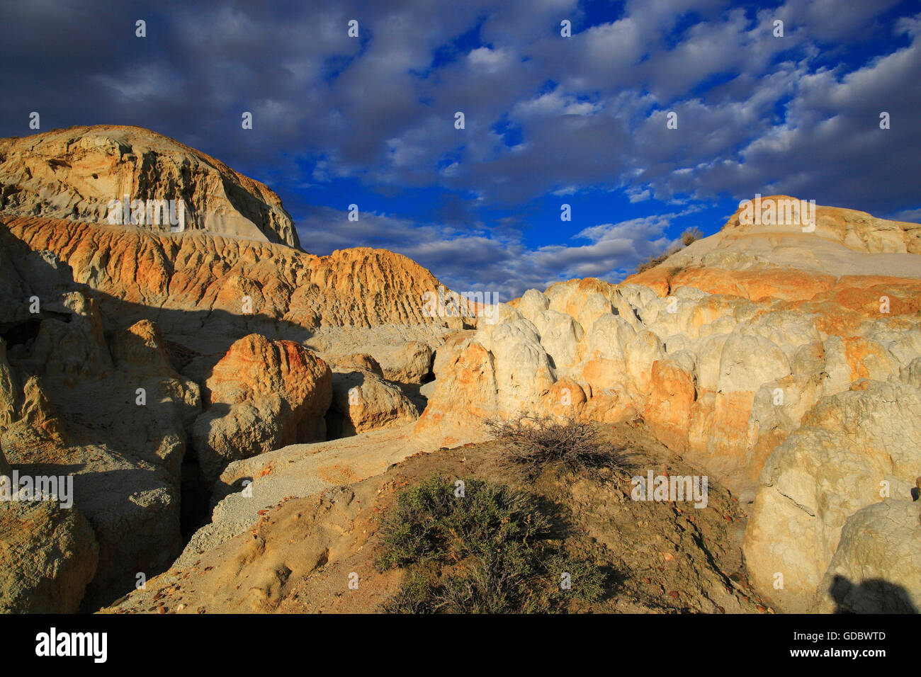 Clay rocks, Flaming Rocks, Lake Zajsan, Kazakhstan Stock Photo - Alamy