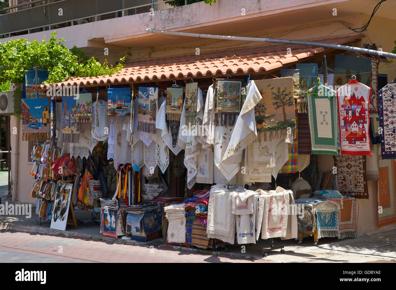 Souvenir shops in Spili, Crete, Greece Stock Photo - Alamy