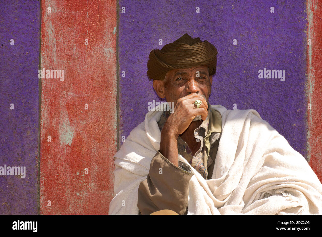 Ethiopian man in local style attire. Wkro, Tigray, Ethiopia Stock Photo ...