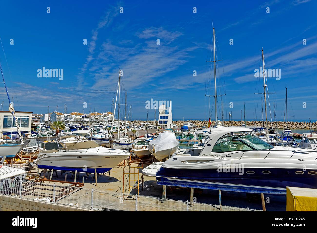 Sports boats hi-res stock photography and images - Alamy