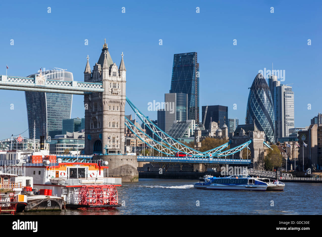 Thames river of london hi-res stock photography and images - Alamy