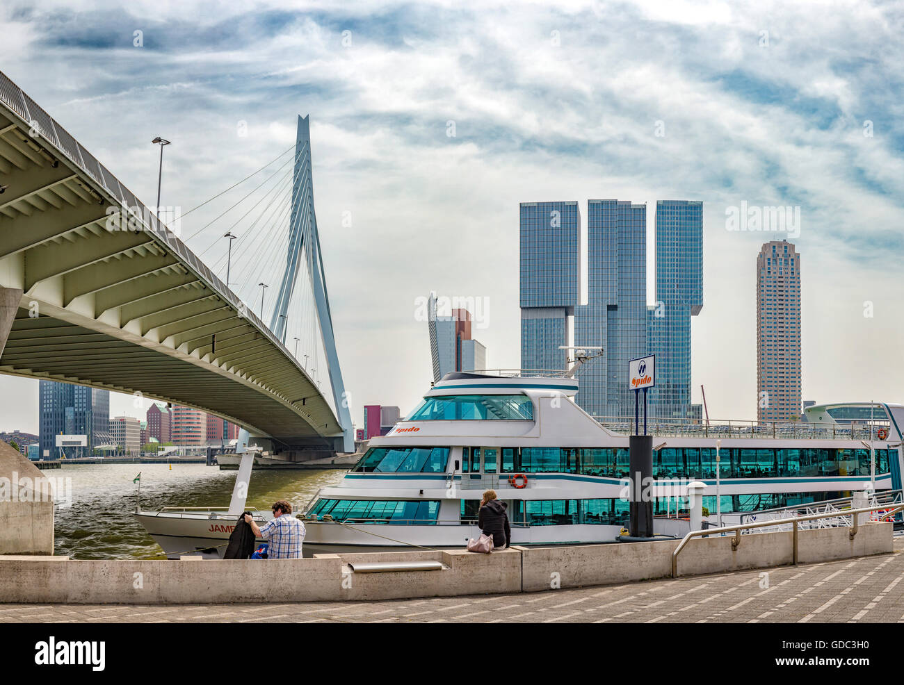 Boat erasmus bridge hi-res stock photography and images - Alamy