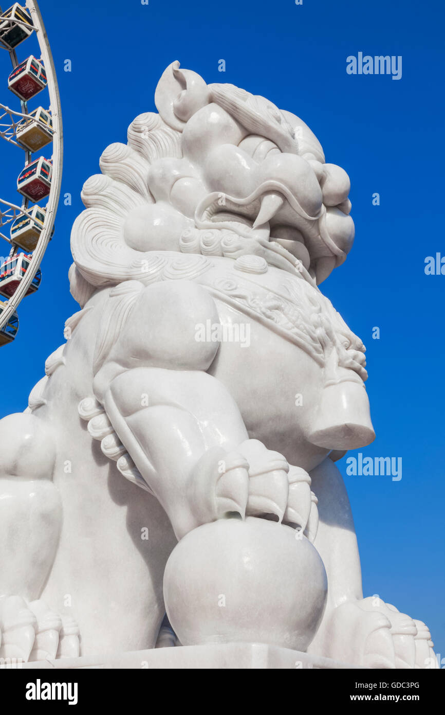 Central china chinese hi-res stock photography and images - Alamy