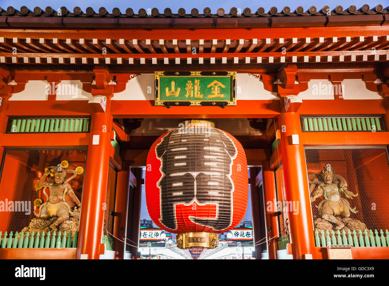 Japan,Honshu,Tokyo,Asakusa,Sensoji Temple aka Asakusa Kannon Temple ...