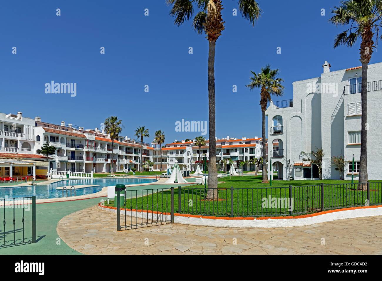 Palms pool hi-res stock photography and images - Alamy