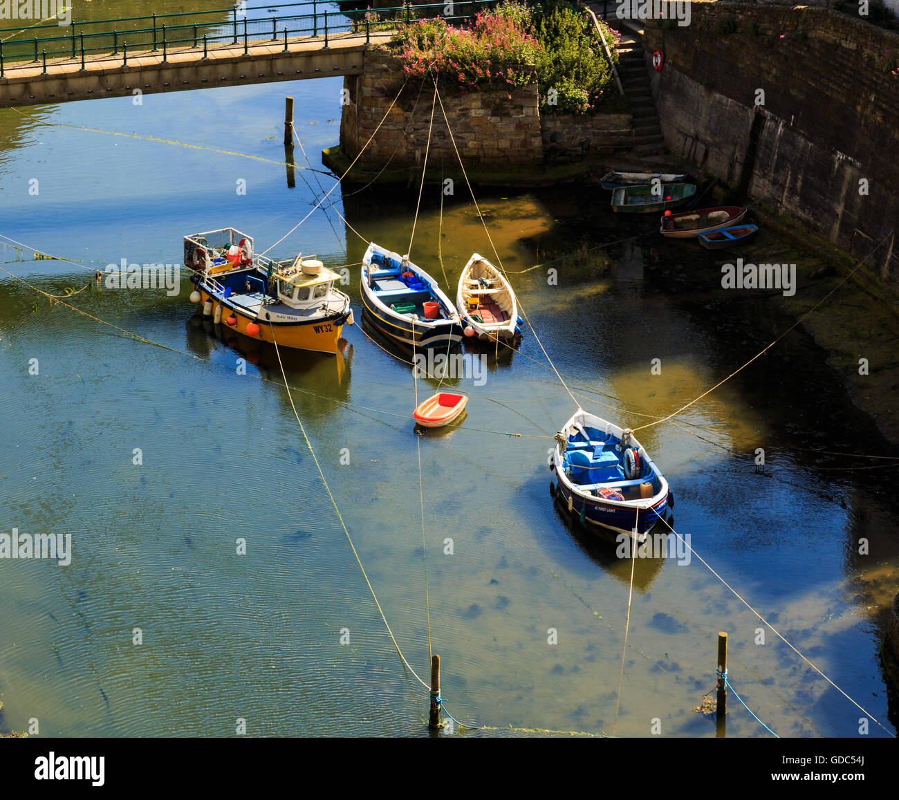 Fishing boats in Staithes Beck. In Staithes, North Yorkshire, England ...