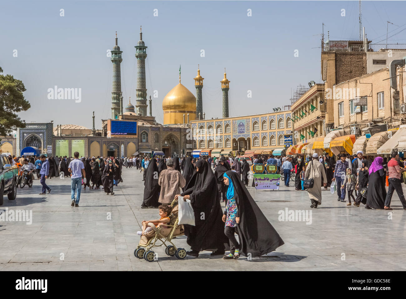 Iran,Qom City,Hazrat-e Masumeh (Holy Shrine Stock Photo - Alamy