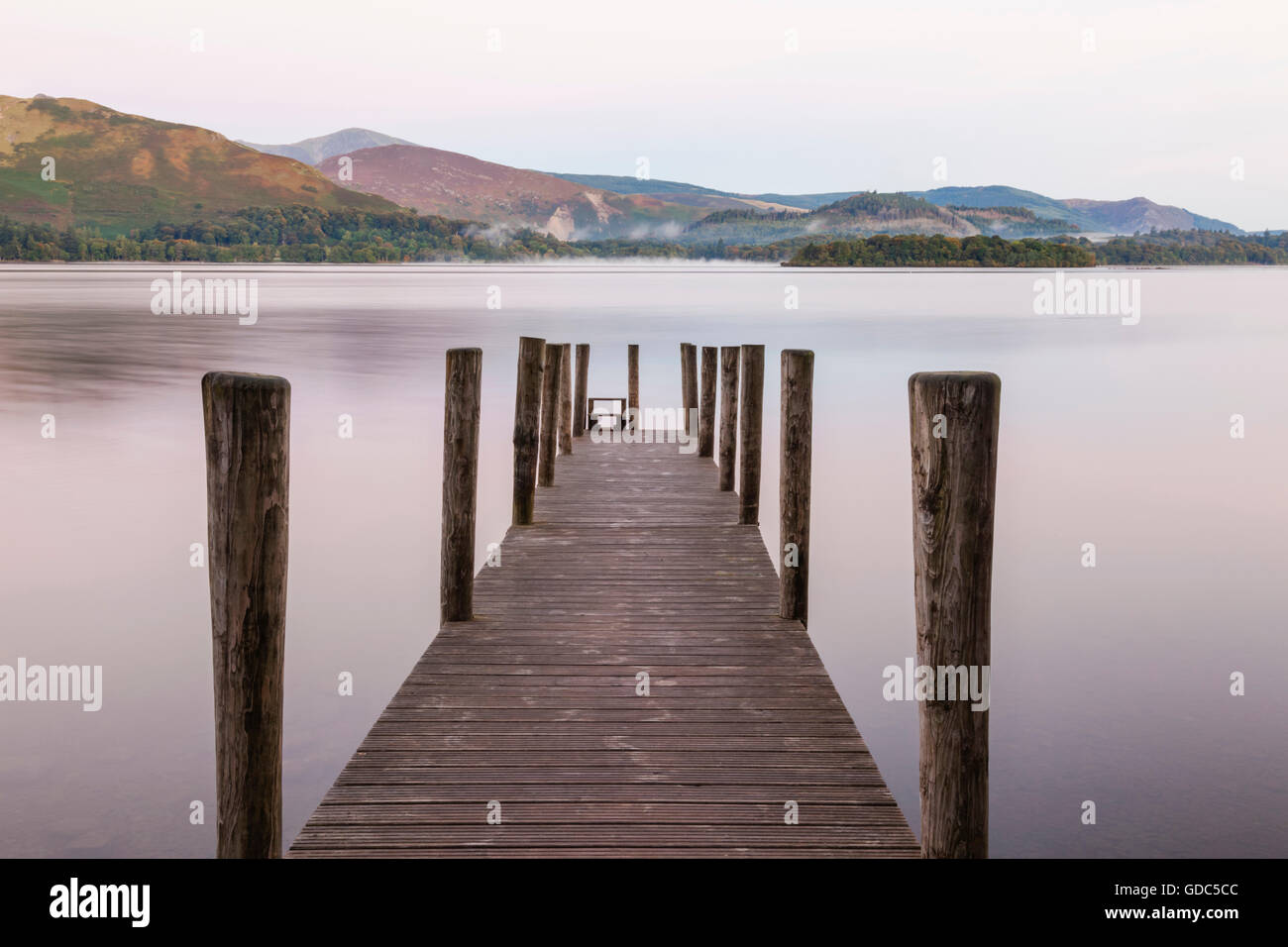 England,Cumbria,Lake District,Derwentwater,Wooden Jetty Stock Photo - Alamy