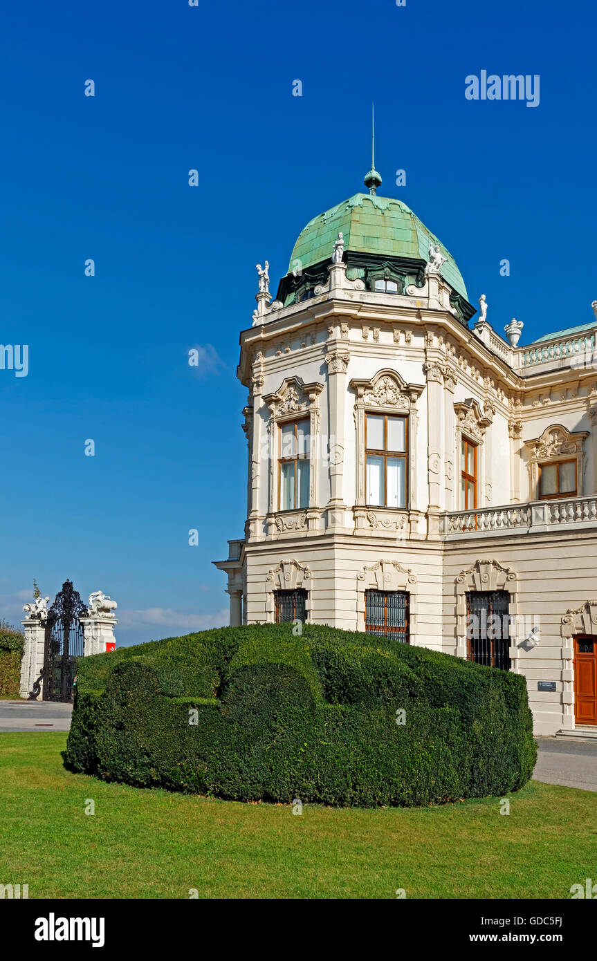 The upper castle hi-res stock photography and images - Alamy
