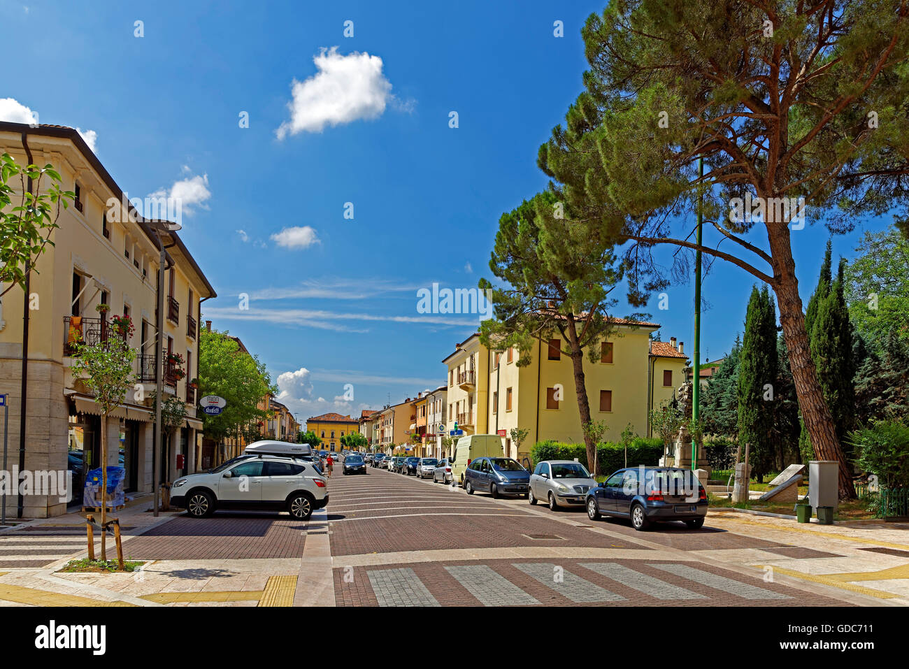 Negrar italy hi-res stock photography and images - Alamy