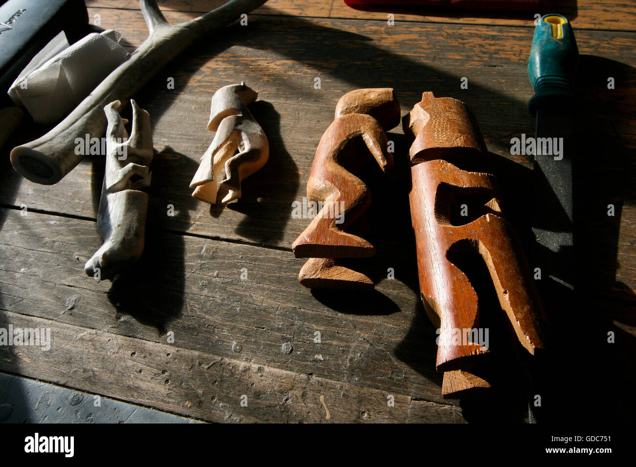 Inuit tools hi-res stock photography and images - Alamy