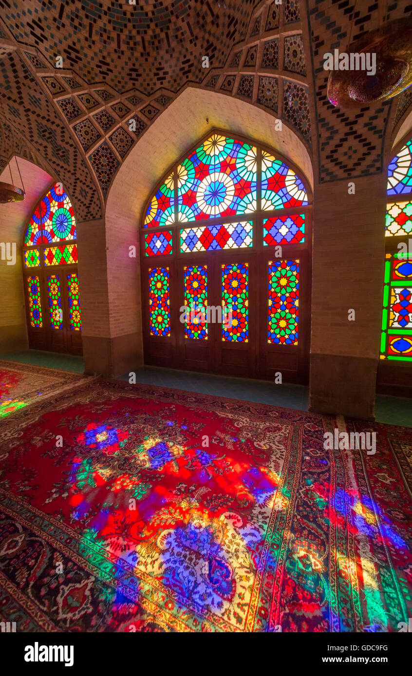 Shiraz iran mosque hi-res stock photography and images - Alamy