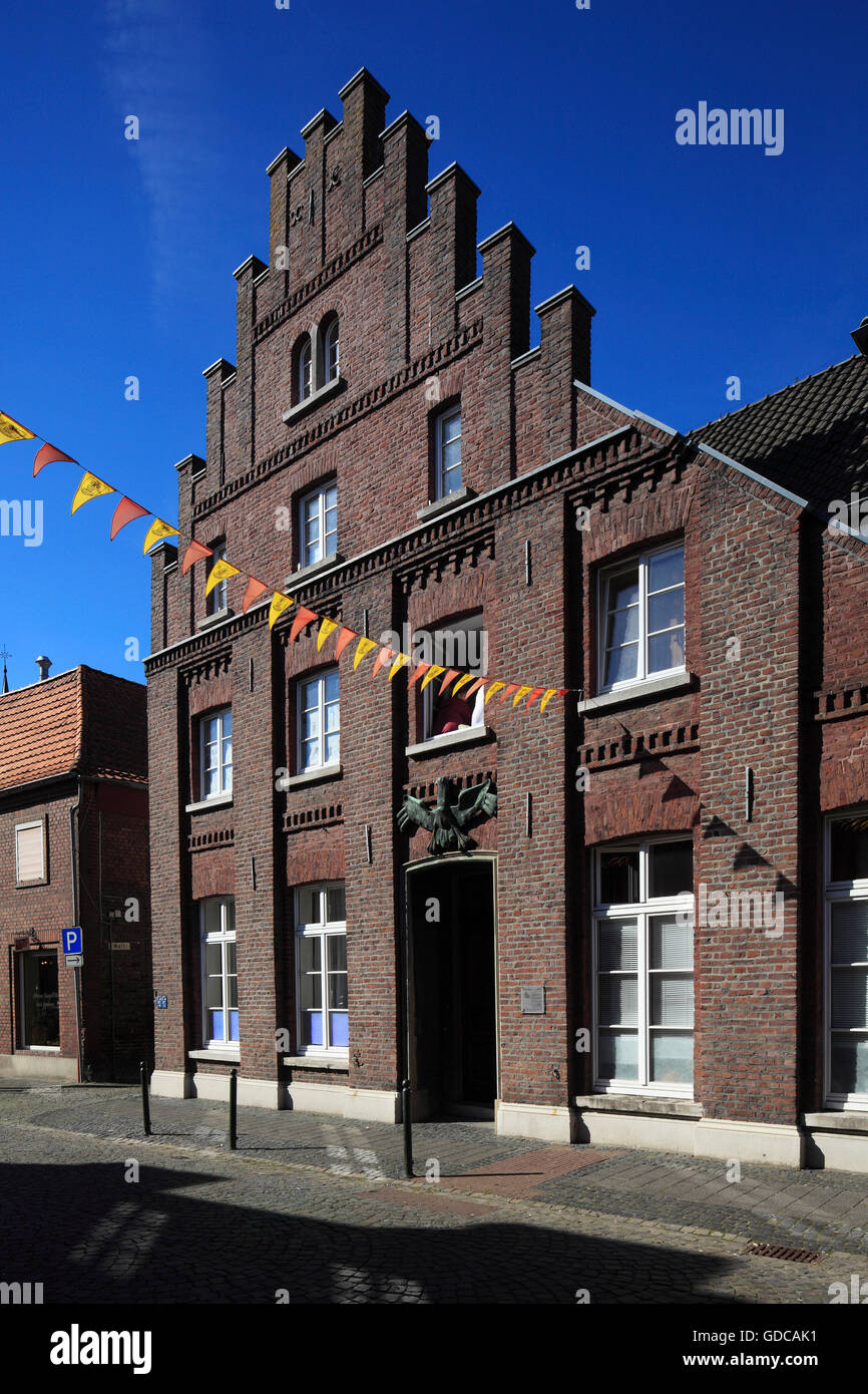 The black eagles hi-res stock photography and images - Alamy